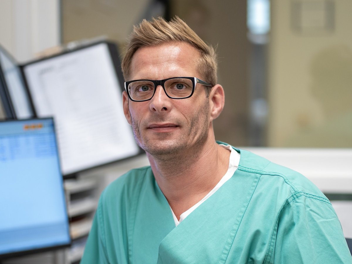 Neuer pflegerischer Leiter für die Zentrale Notaufnahme | AMEOS Gruppe